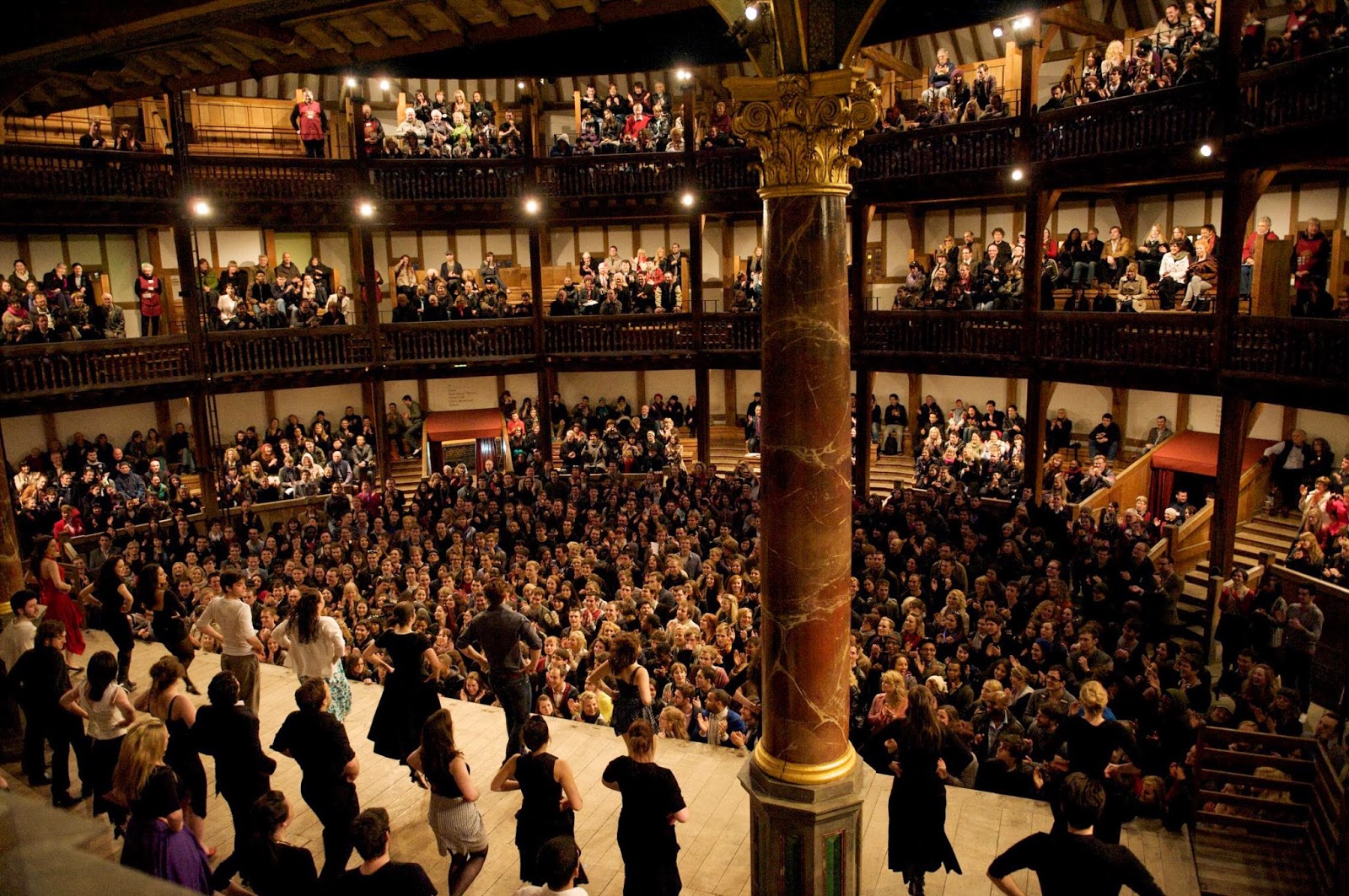 Shakespeare Rome GLobe Theatre – Arte del Teatro